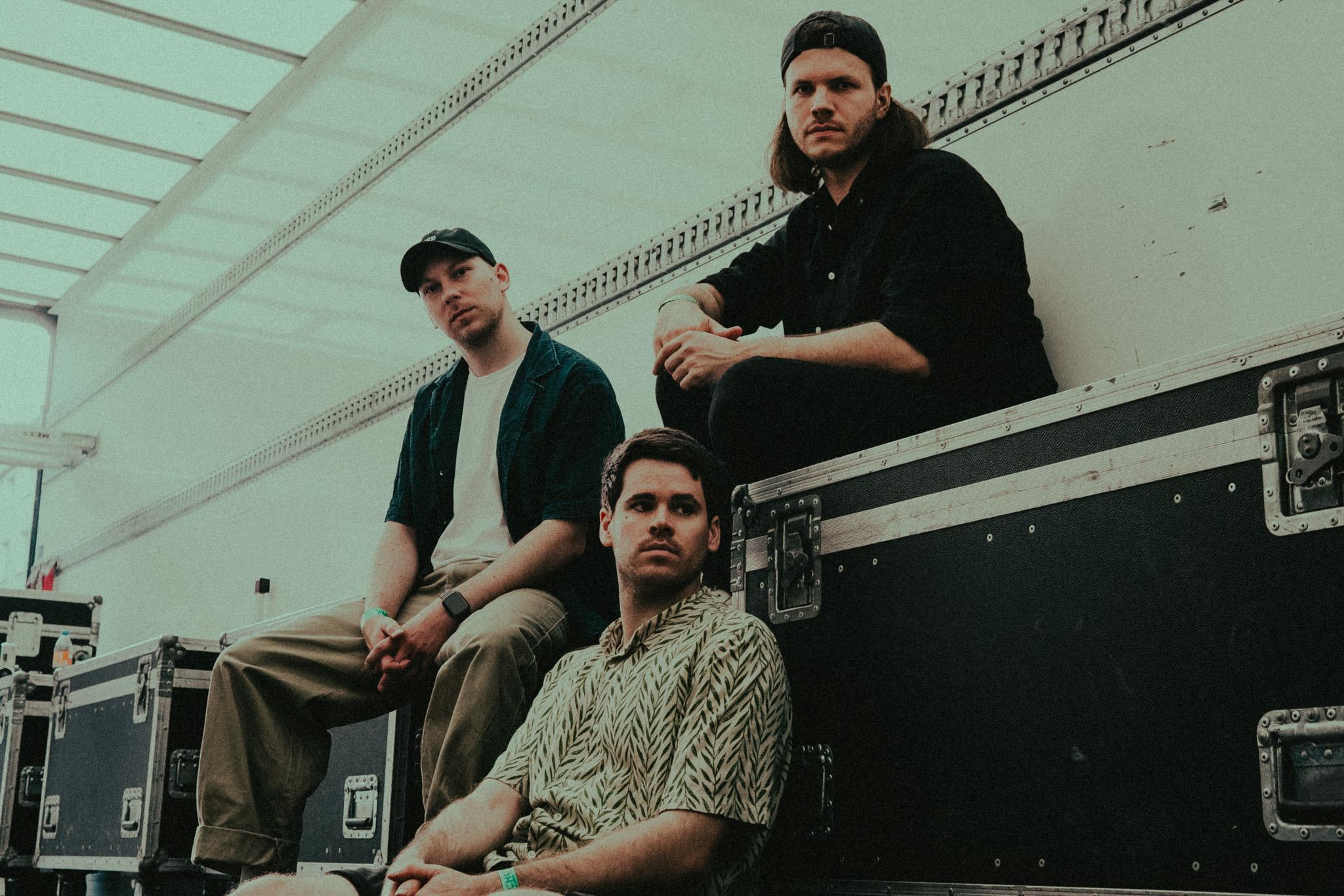 Kind Kaputt mit ihrem neuen Track „Aufgeben“ - frontstage-magazine.de