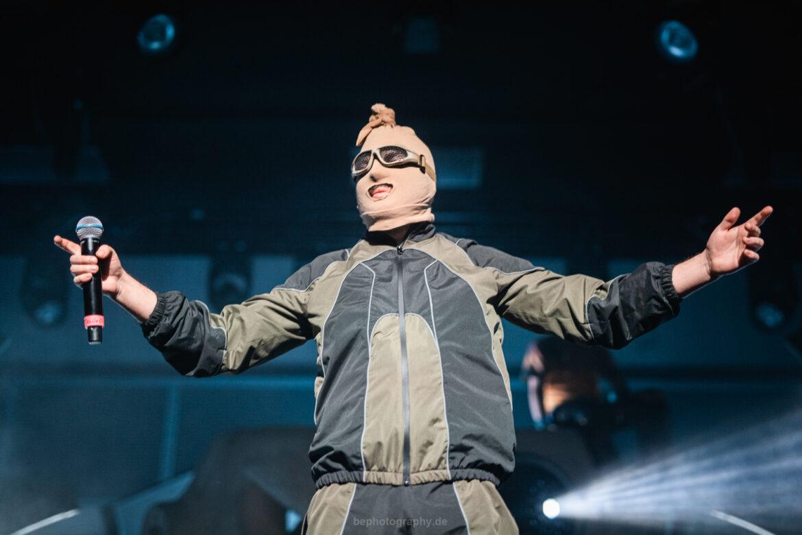 Tiefbasskommando am 23. November 2025 in der Georg-Elser-Halle ...